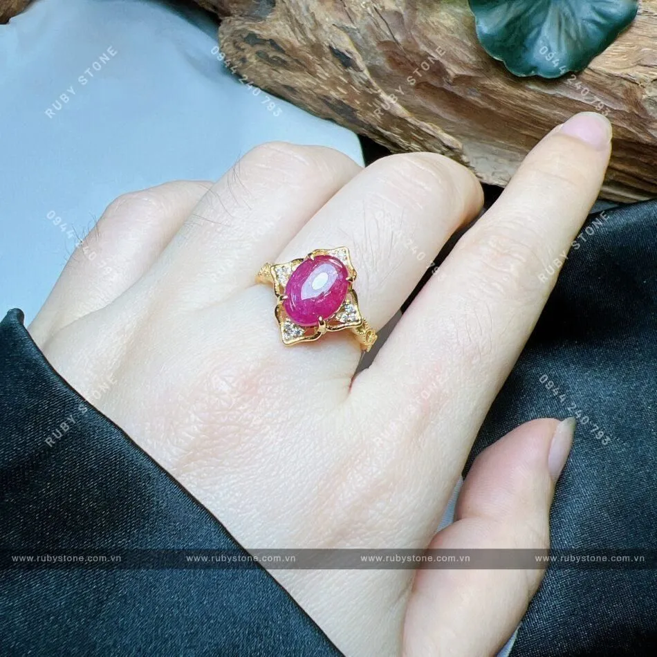 Nhẫn Ruby Yên Bái Sao Thiên Nhiên, Vàng 18k - Ngọc Bích Phong Thủy