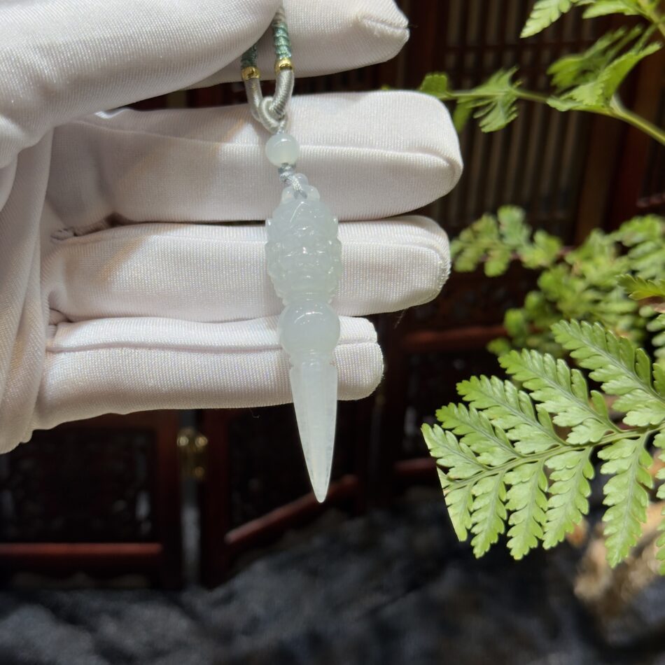 Mặt Dây Pháp Khí Mật Tông (dao Phổ Ba) Ngọc Phỉ Thuý Myanmar - Ngọc ...